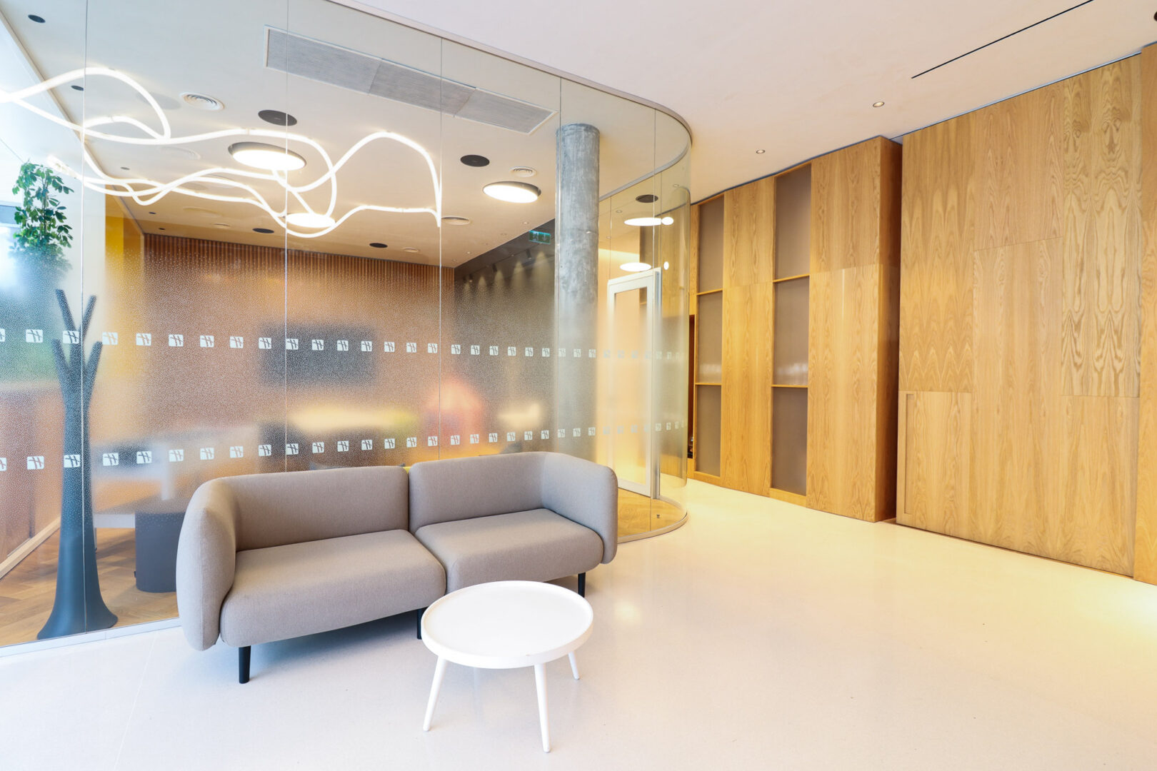 Atypical customized glass partitions VERTI ATYP | VERTI